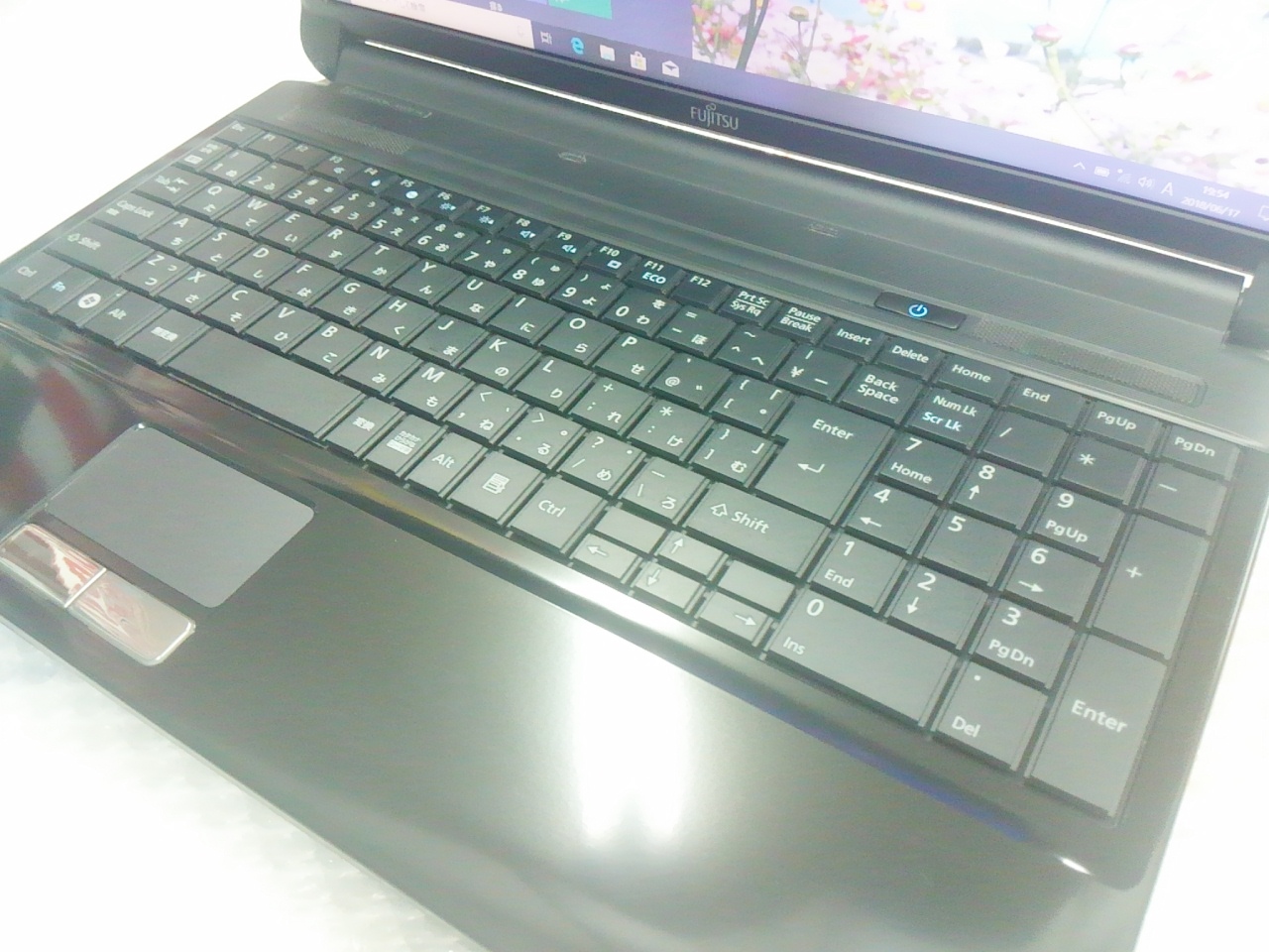 富士通 LIFEBOOK AH530/3A